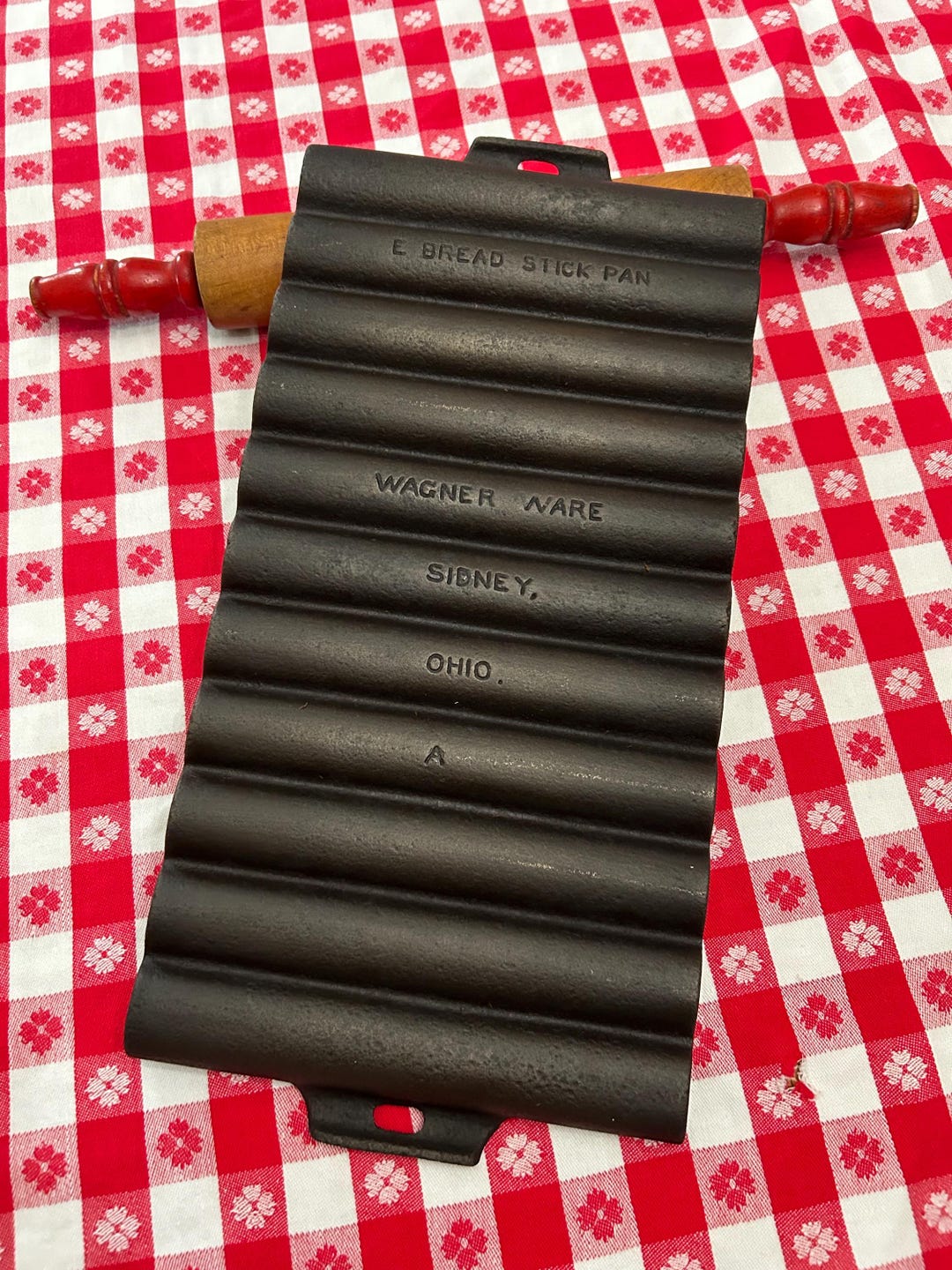 Wagner Ware Cast Iron E Bread Stick Pan, Sidney Ohio A, 11 Slot, Clean ...