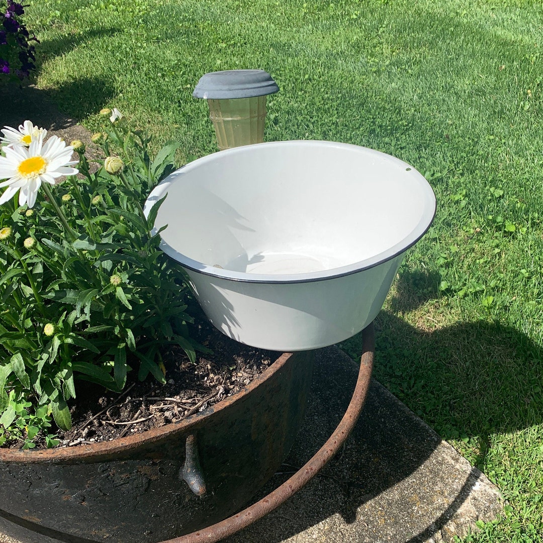 Vintage & Black Enamelware Wash Pan 13 Inch Diameter X 5.5 in Deep Dish ...