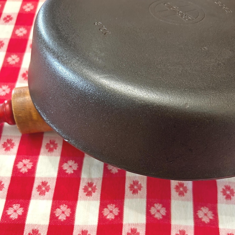 No. 8 Griswold Cast Iron Skillet, Restored #8 Vintage Small Block Logo ...
