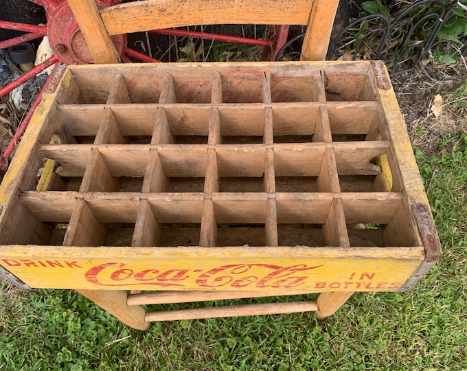 1964 Vintage Coca Cola Crate, DIVIDED Yellow Wooden Coke Chattanooga ...