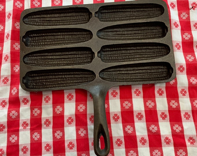 BSR Cast Iron Corn Stick Pan With Center Handle, HANDY DAN 74H ...