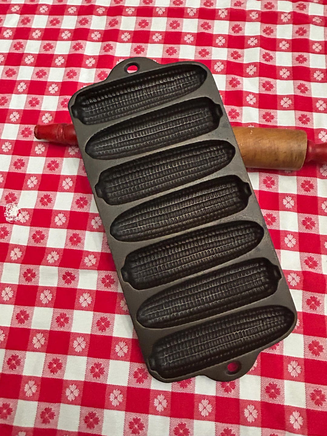 Antique Wagner Ware Cast Iron Corn Stick Pan: Krusty Korn Kobs, 1920s ...