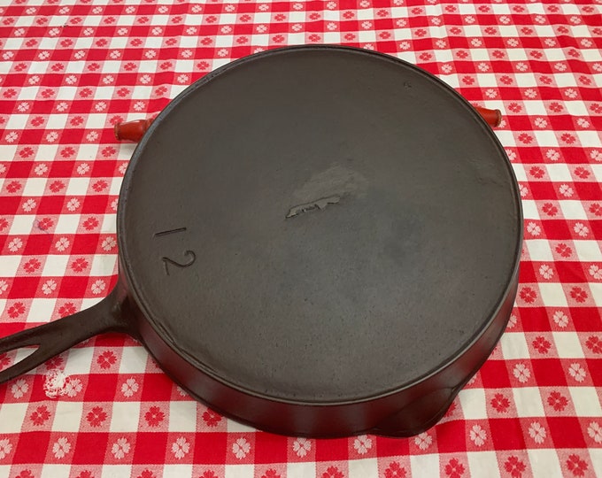 Antique No. 12 Cast Iron Skillet With Gate Mark, Heat Ring 13 Inches ...