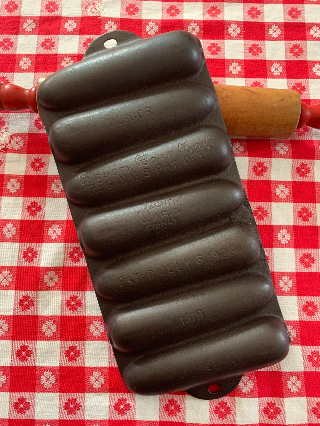 Antique Wagner Cast Iron Corn Stick Pan, Krusty Korn Kobs Junior Wagner ...