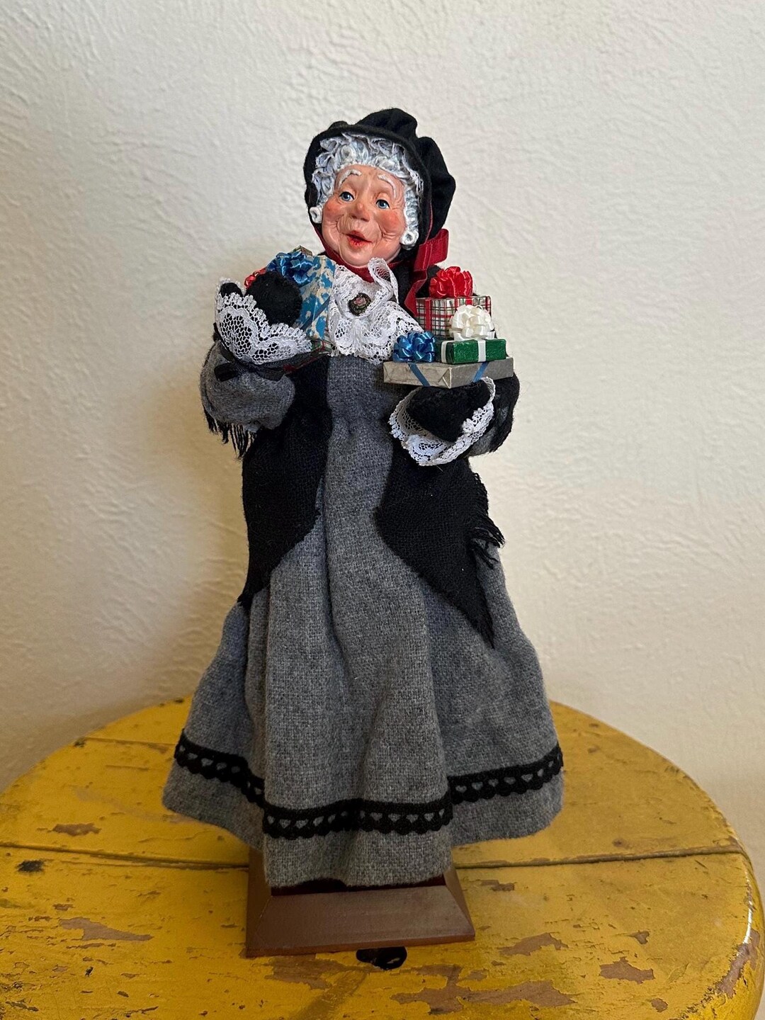 Vintage Rare 1992 Simpich Character Doll A Christmas Carol Grandma With ...