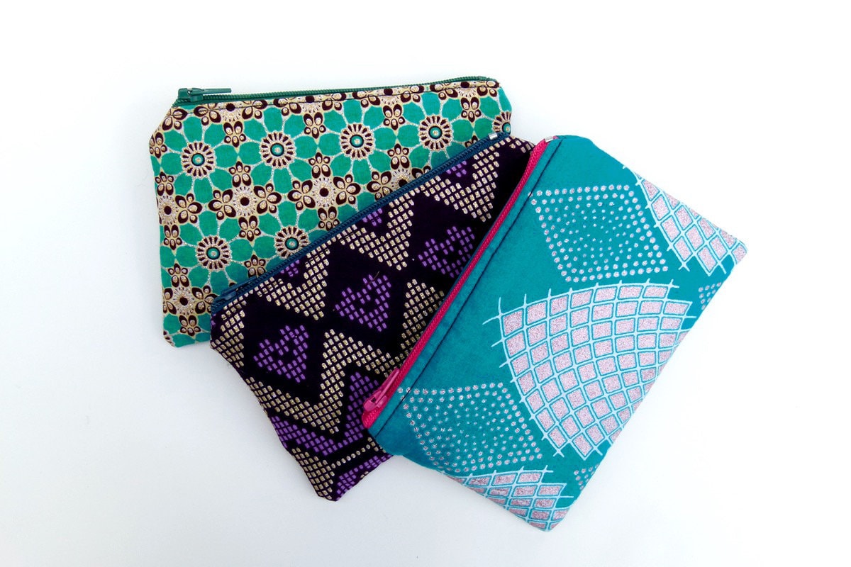 Handmade Purse in Emerald Green Fabric With Black Details & Gold ...