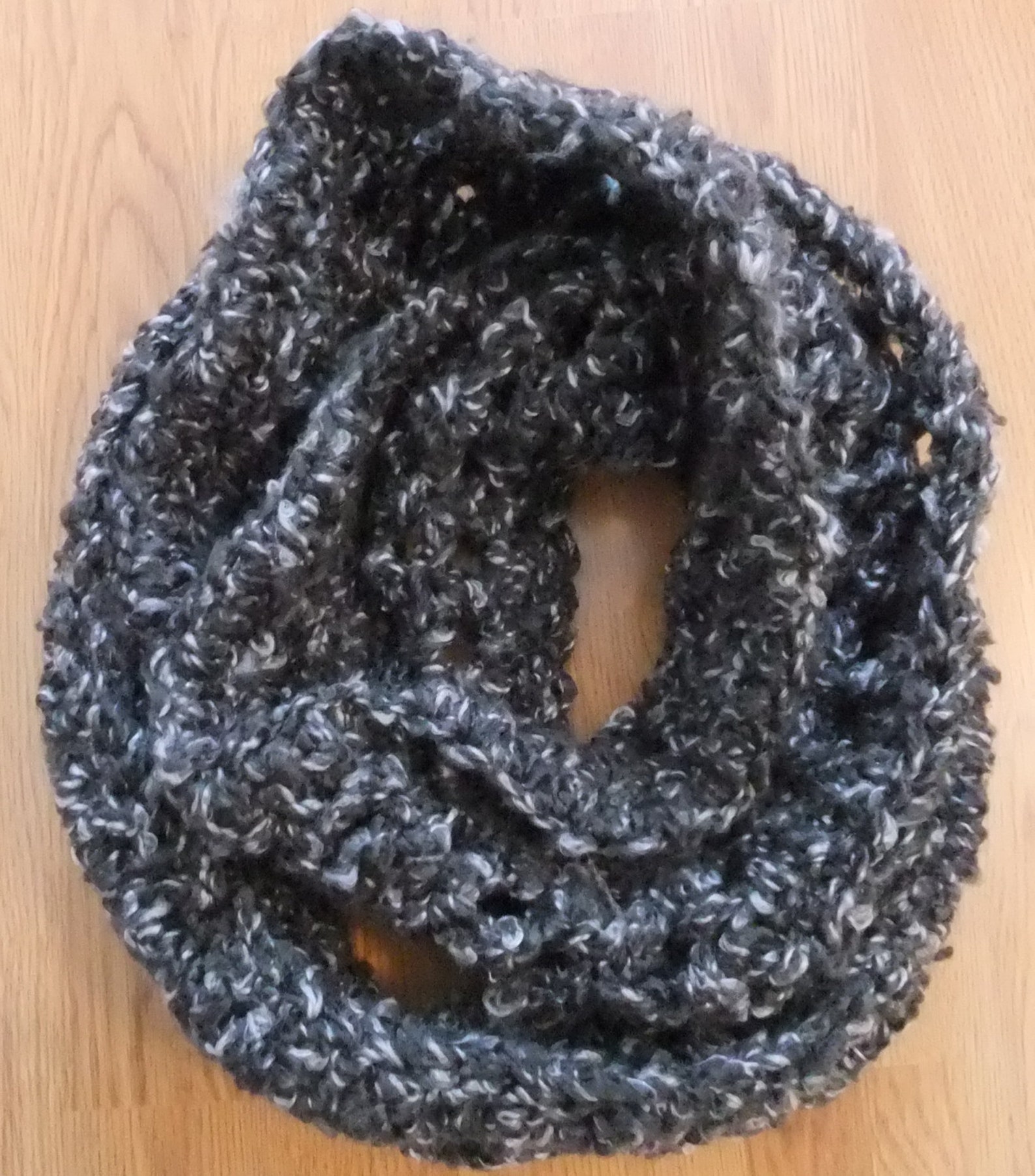Ooh so Cozy Infinity Scarf Crochet Pattern - Cowl Crochet Pattern ...