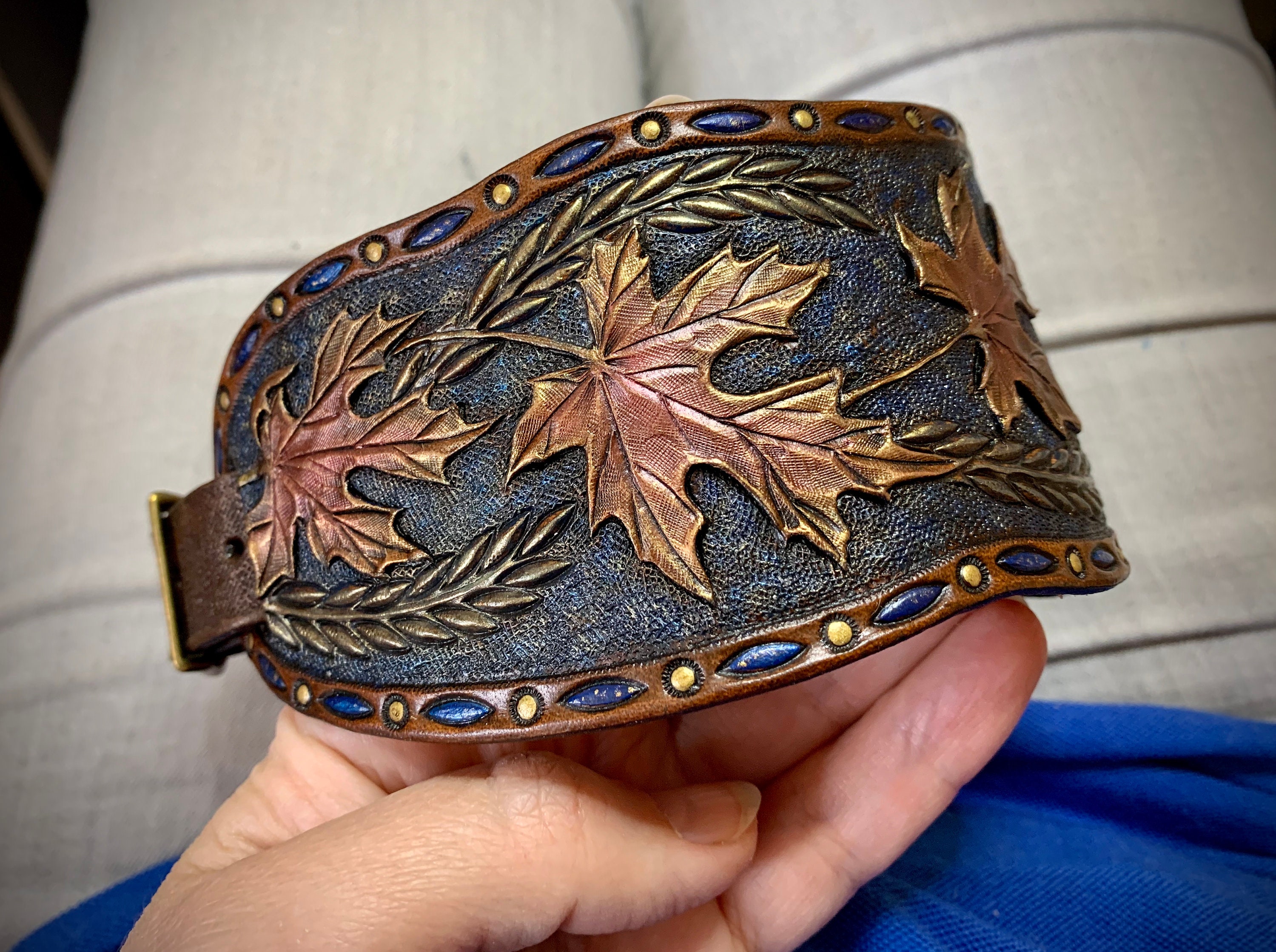 Hand tooled and hand painted leather dog collar with maple | Etsy