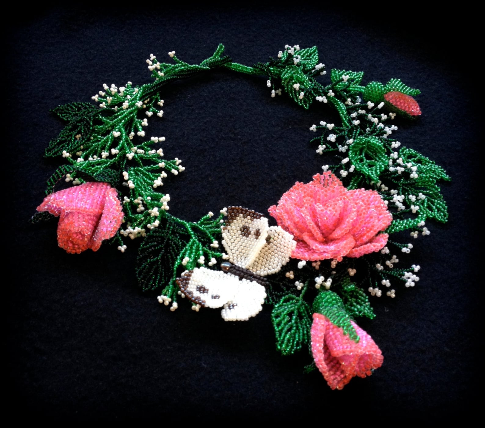 Pattern With Photos for Peyote Beaded Rose - How to Bead a Rose ...