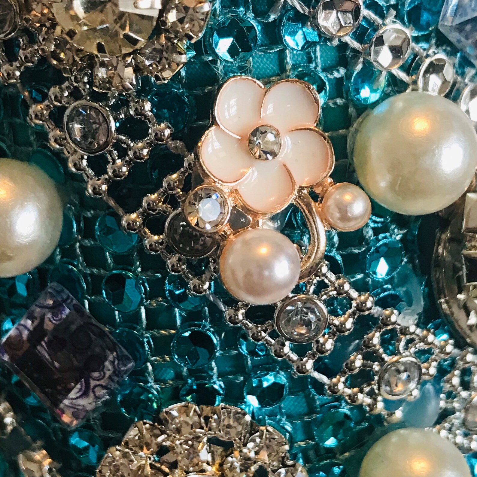 Jewelry Holiday Tree Christmas Jeweled Decor Home Decoration Sparkling ...