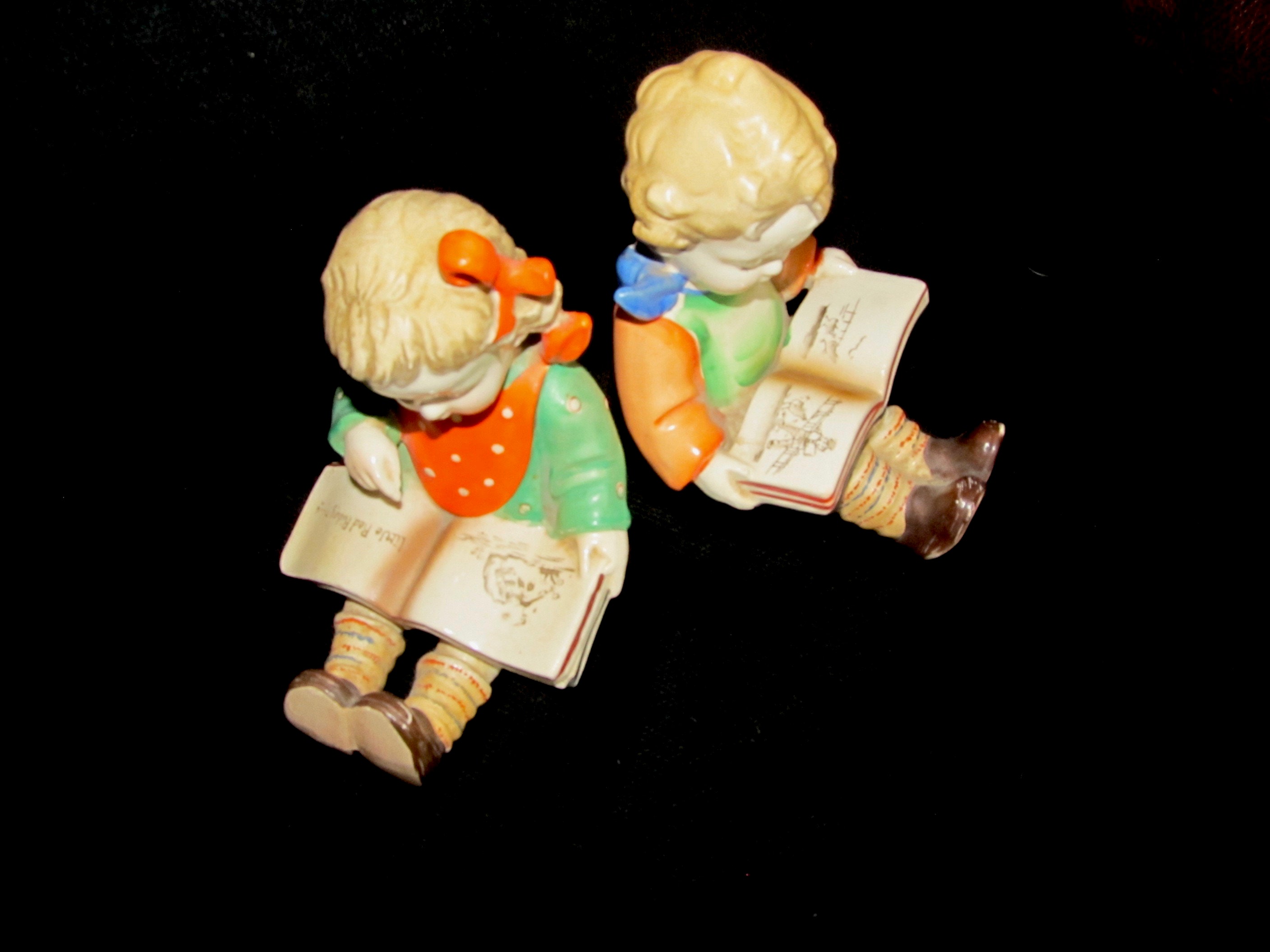 Vintage Ceramic Boy and Girl Reading Bookends - Etsy