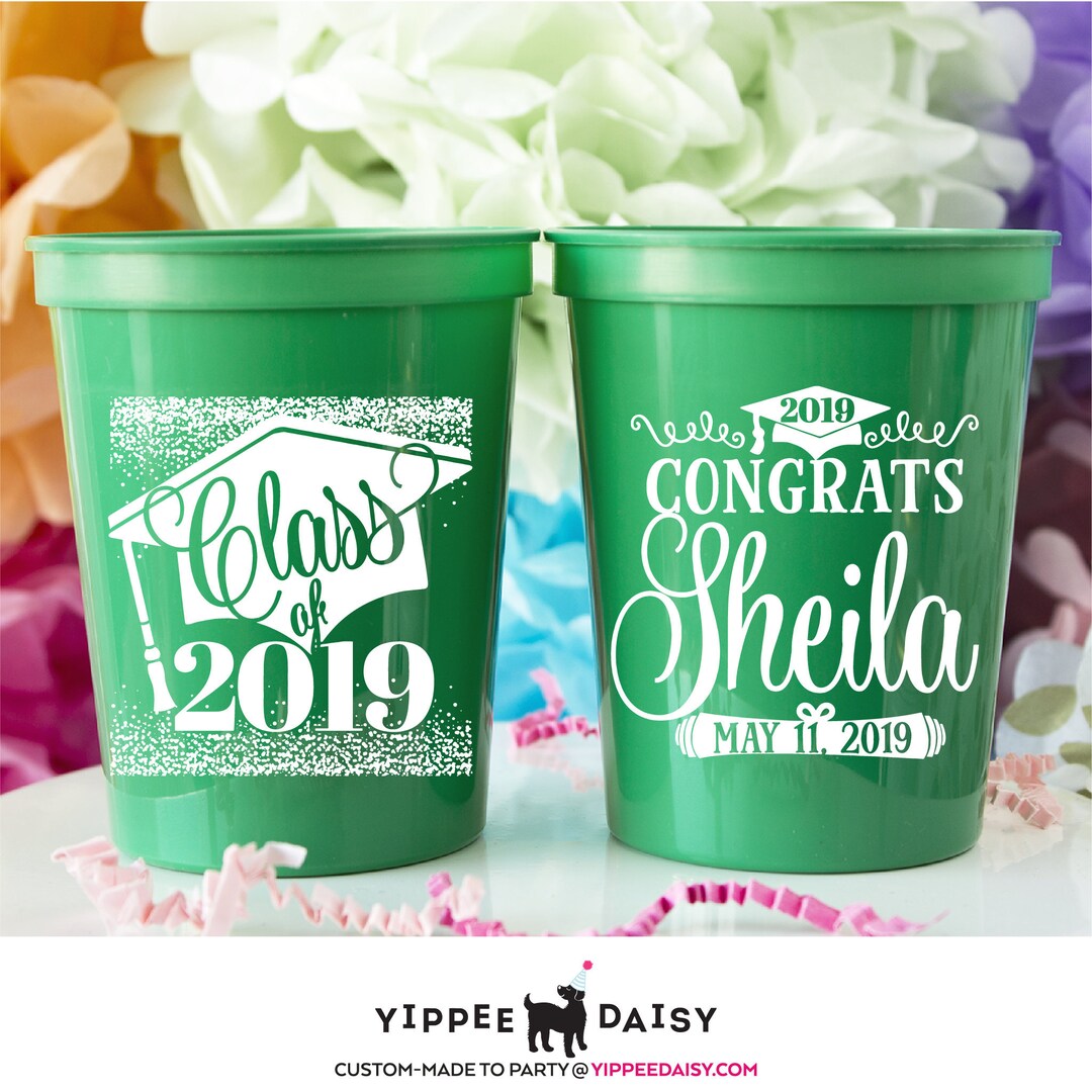 Graduation Party Cups, Congrats Grad, Graduation Party Decor, Class of ...