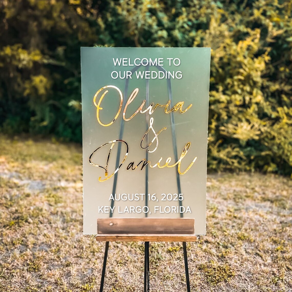 Frosted Acrylic Wedding Welcome Sign With 3D Gold Mirror Names - Etsy