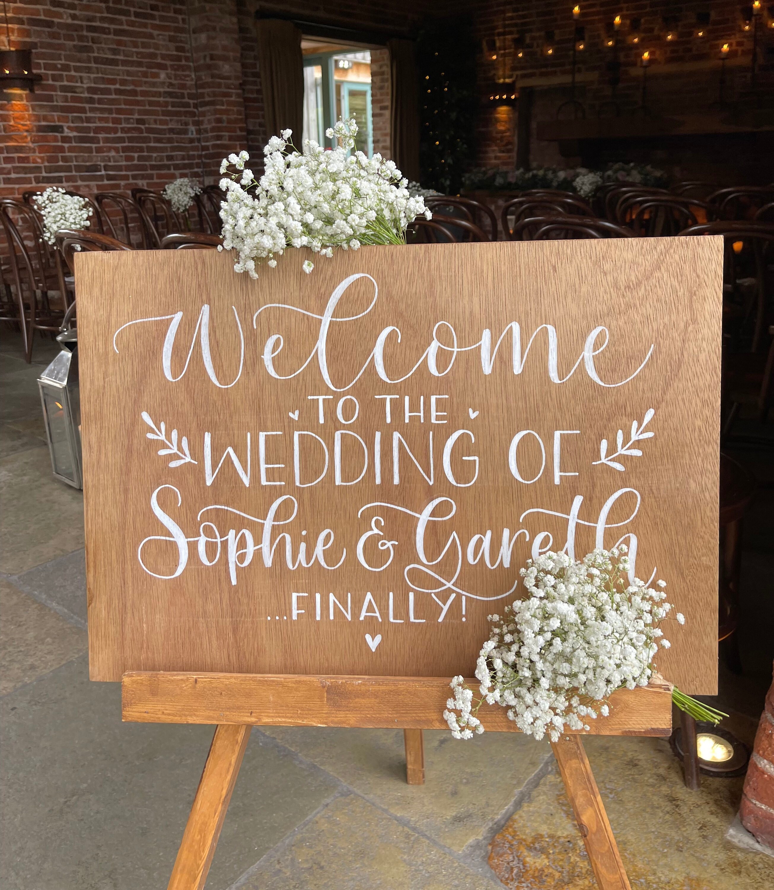 A2 Wedding Welcome Sign / Custom Hand Painted Wood Wedding - Etsy India