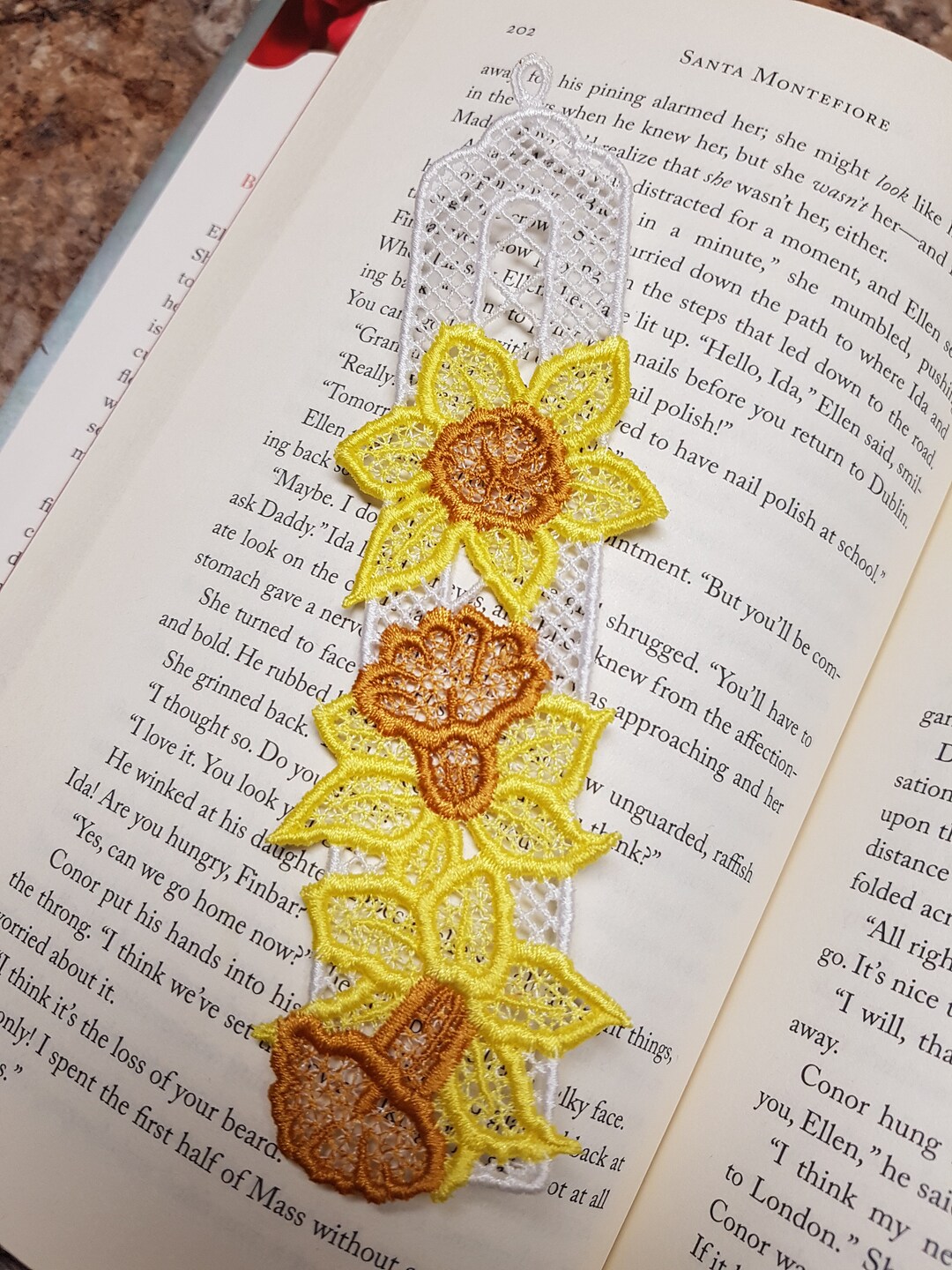 Lace Bookmark, Daffodil Bookmark. FSL Bookmarks, Free Standing Lace ...