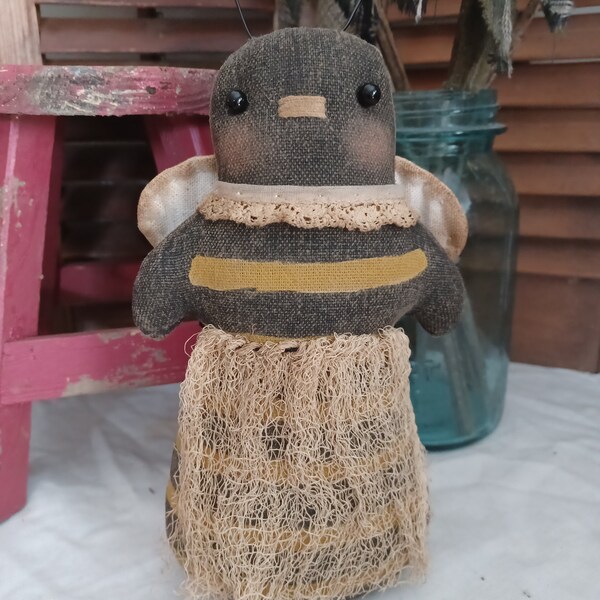 Primitive Bee - Etsy
