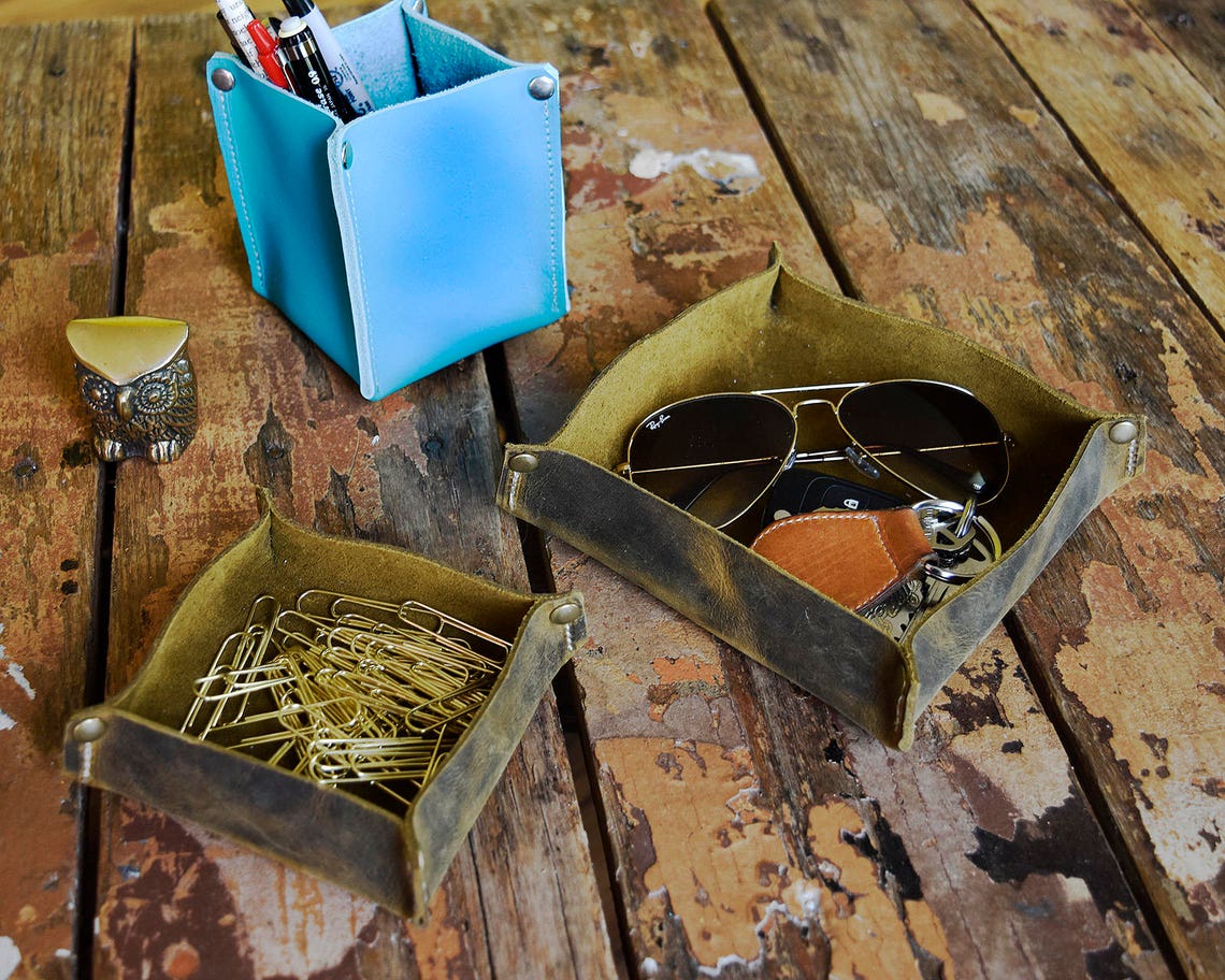 Leather Desk Organizer // Handmade Leather Valet Tray // Desk | Etsy
