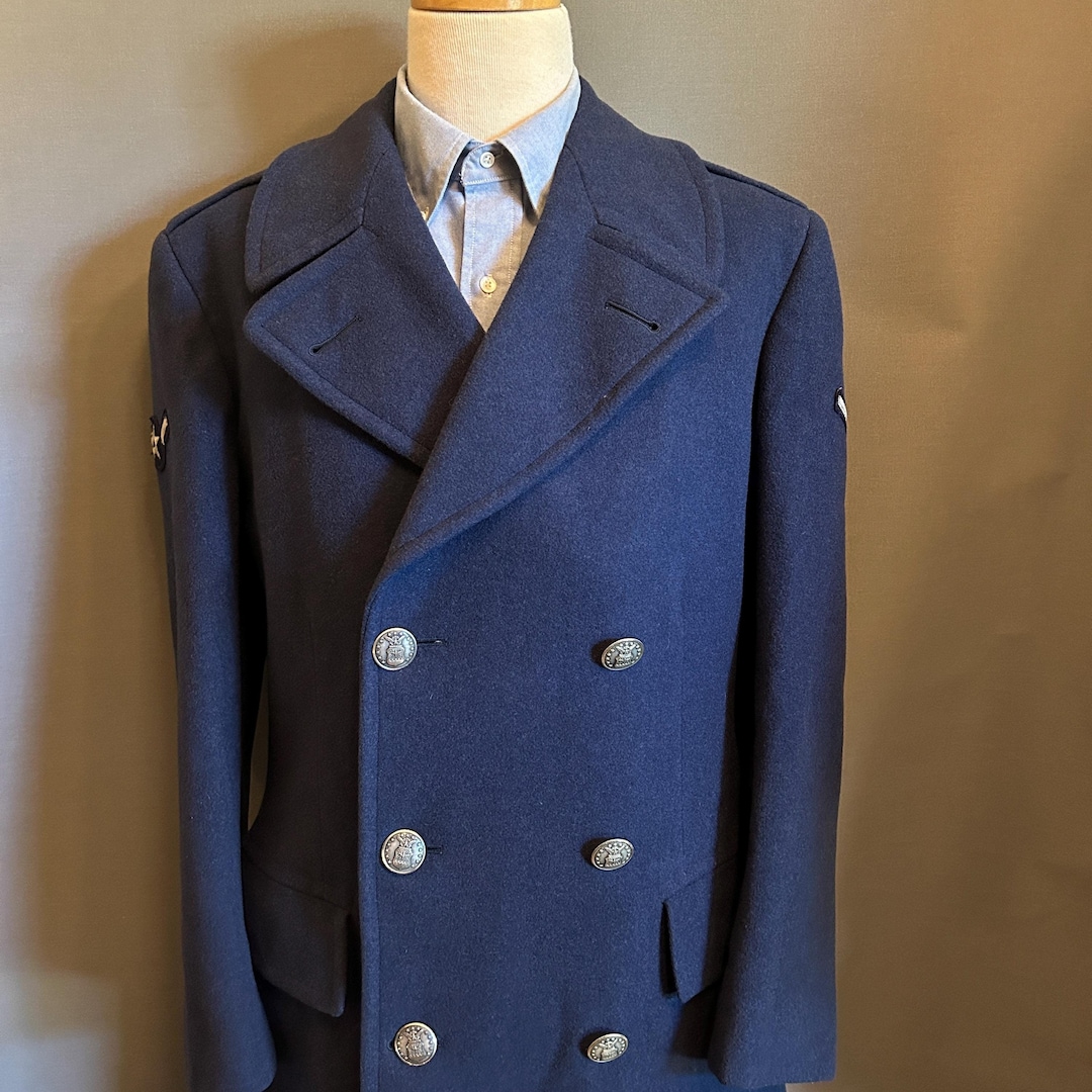 1960s Dark Blue Heavy Wool Men's US Air Force Airmen's Overcoat SIZE 35 ...