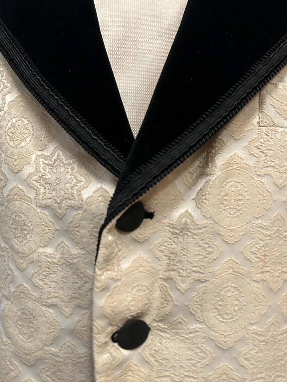 1970s Ivory + White Brocade and Black Velvet Lapel Tu… - Gem