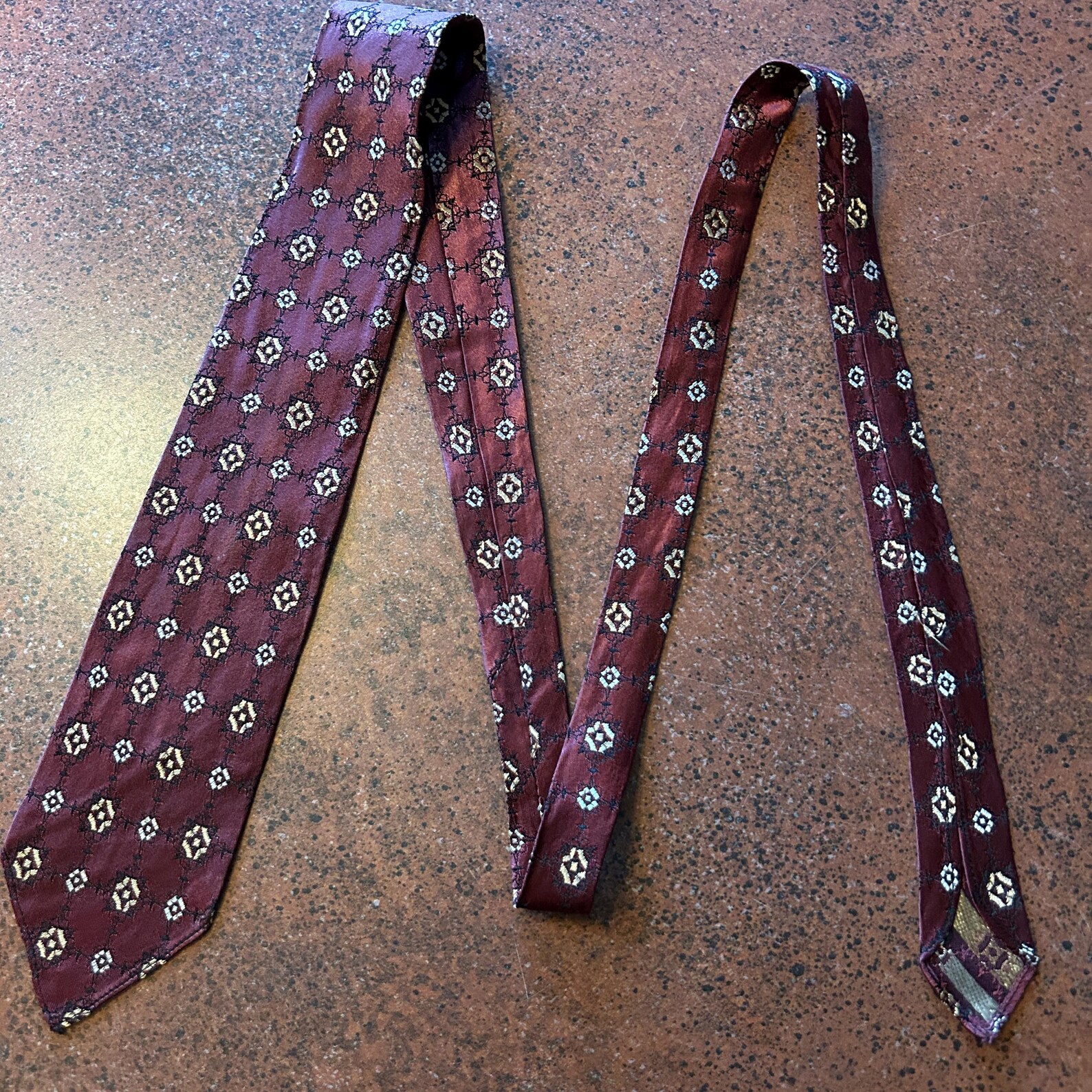 1930s Burgundy/tan/black Foulard Pattern Men's Silk Necktie - Etsy
