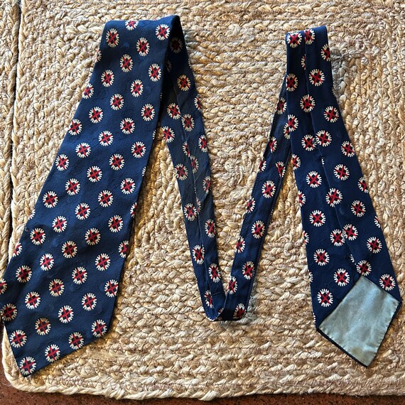 1940s Dark Blue/Red/Ivory Foulard Pattern Men's Rayon… - Gem