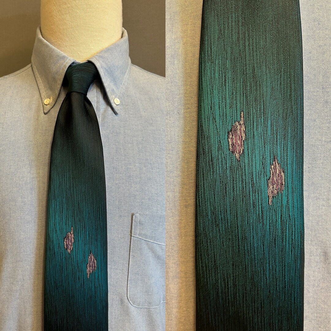 C1980s Paco Rabanne Red Foulard Pattern Italian Silk Tie - Etsy