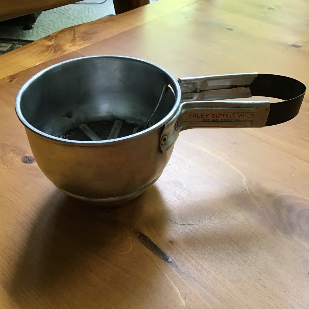 Vintage Foley Hand Sifter From the 1950’s - Etsy