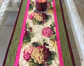 Hydrangea Table Runner - Etsy