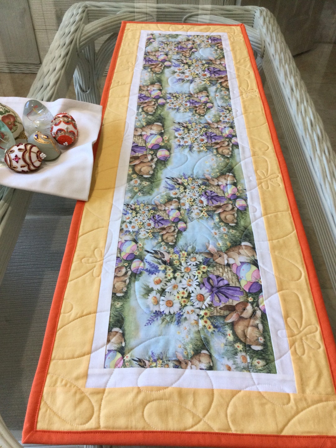 Easter Tablerunner ,quilted Table Runner,mat for Easter, Spring Table Runner,holiday Gift, Table ...