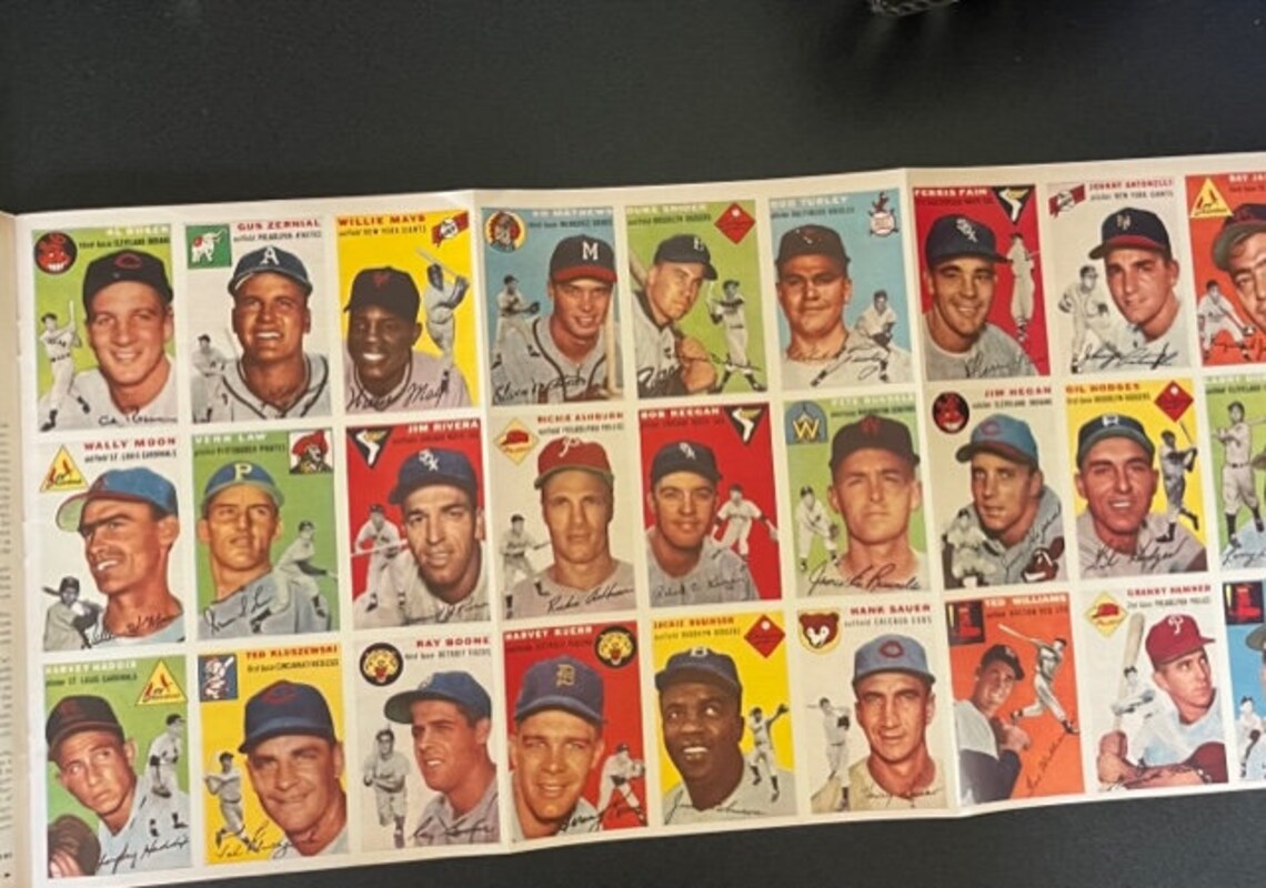 SPORTS ILLUSTRATED 1954 First Issue With All Collectable Baseball Cards ...