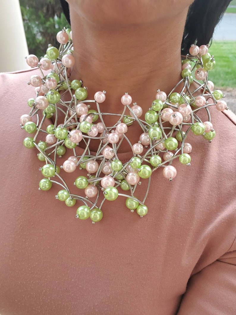 Divine Pink & Green Dramatic Dancing Pearl Necklace and Earrings - Etsy