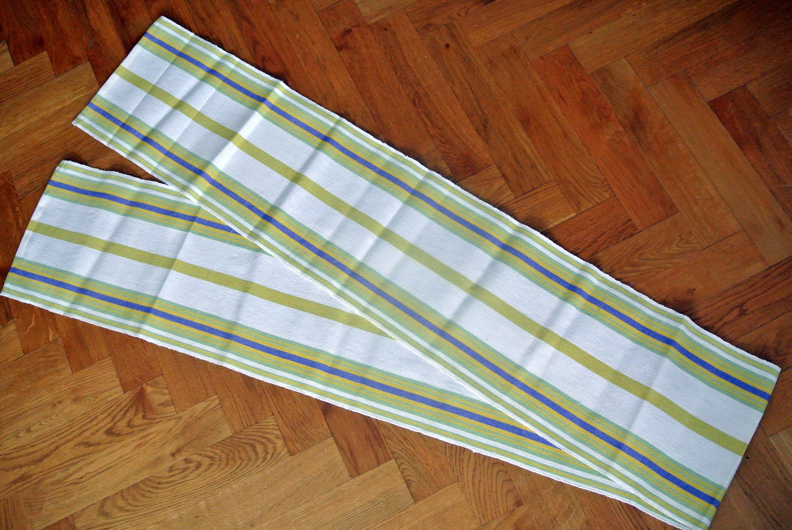 LONG Well Done Vintage 1980s Handmade Hand-woven Yellow/olive Green ...