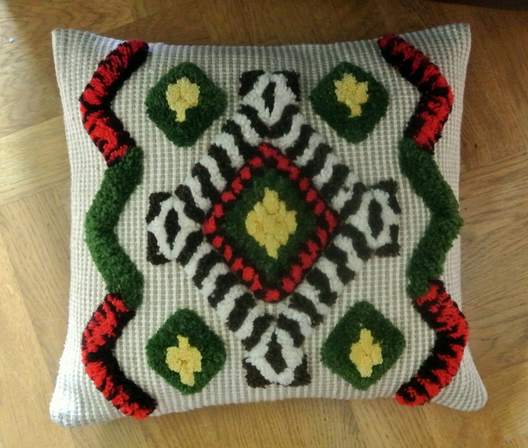 Vintage 1940s Hand-knotted Wool Pillow: RYA Technique Abstract Decor - Etsy