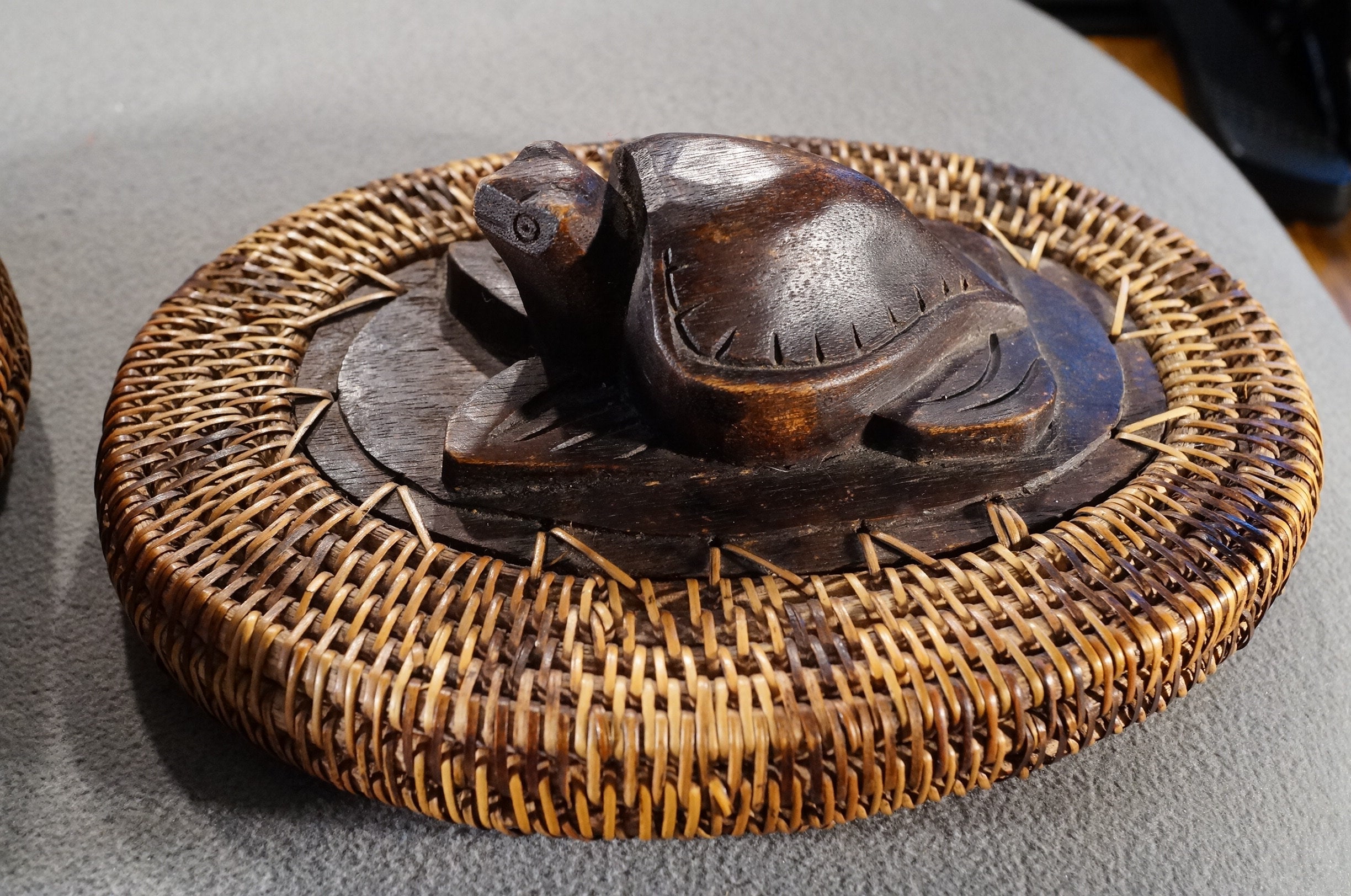 Vintage African Woven Wicker Wood Trinket Jewelry Storage Box Container ...