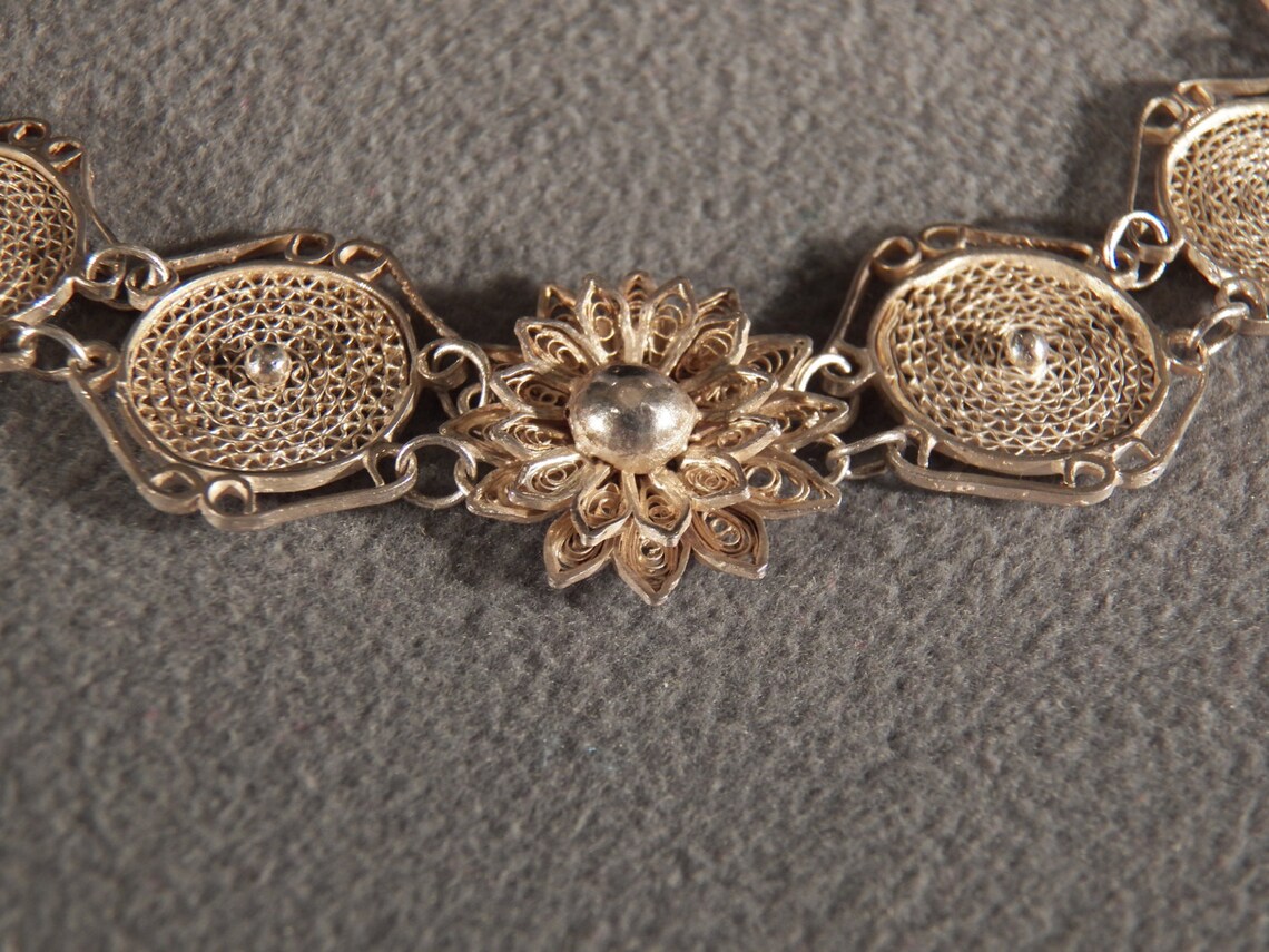 Vintage Italian Sterling Silver Fancy Filigree Round Floral Station ...
