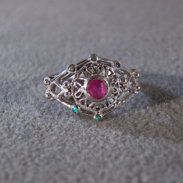 Ruby Filigree Ring - Etsy