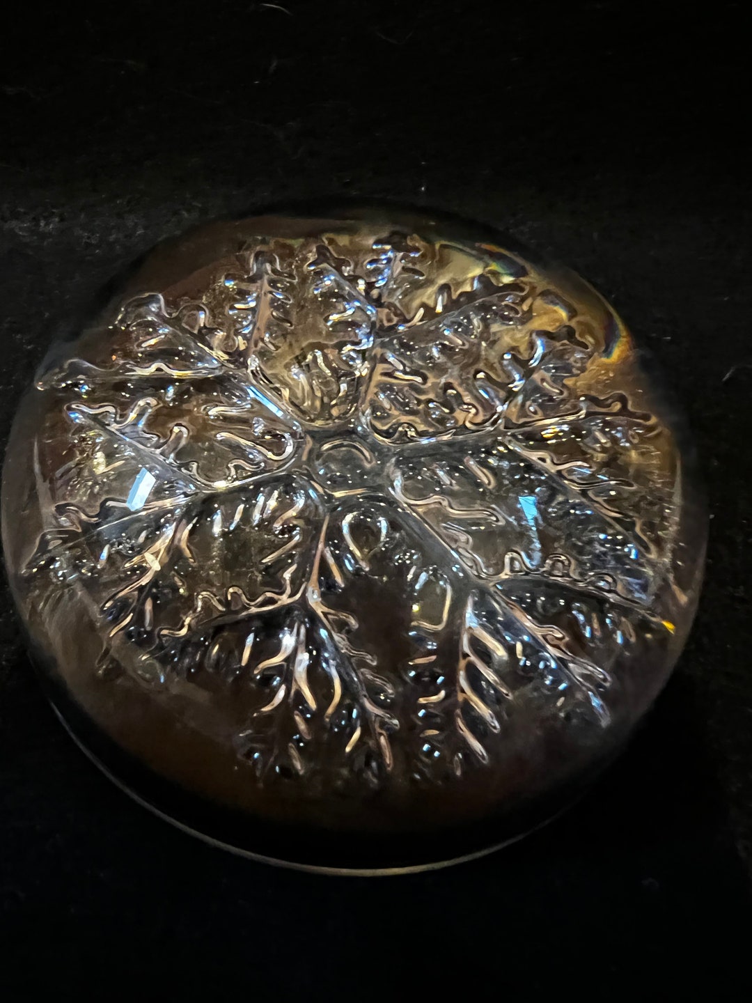Vintage Paperweight Crystal Art Glass Etched Cut Snowflake Design ...