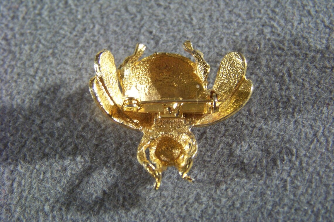 Vintage Yellow Gold Tone Fancy Etched Rhinestone Fly Bug Bold - Etsy