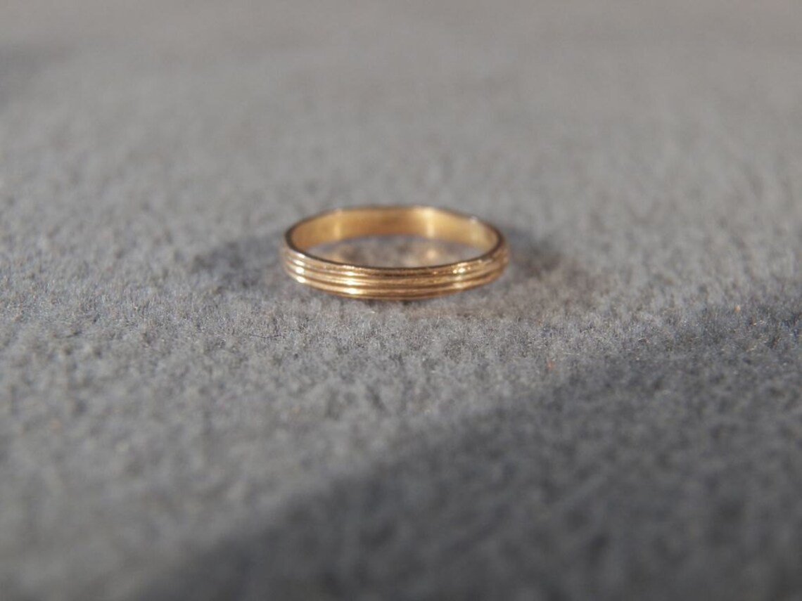 Vintage 10 K Yellow Gold Child's Baby Eternity Style Band | Etsy