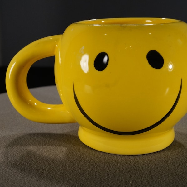 Ceramic Smiley Mugs - Etsy