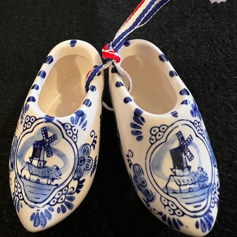 Delft Shoe - Etsy