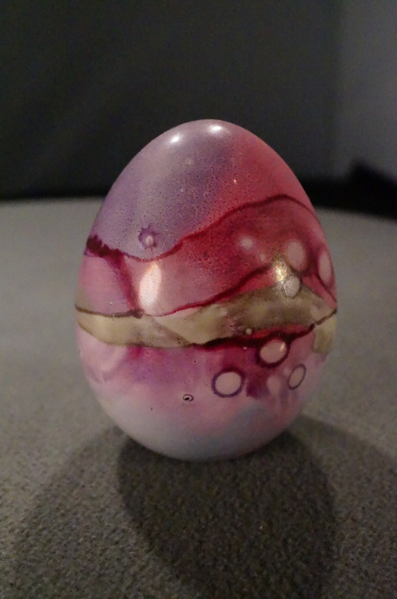 Vintage Artist Rendered Hand Painted Ceramic Egg Statue Figurine Multi ...