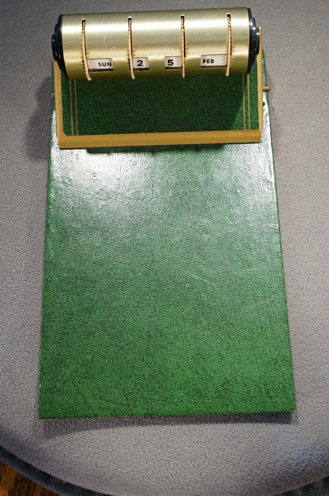 Antique Vintage Perpetual Calendar Desk Calendar Barrel Style Shiny ...