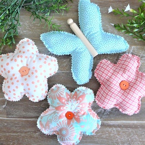 Farmhouse Spring/ Summer Flower Mini Pillow Set of 3. - Etsy