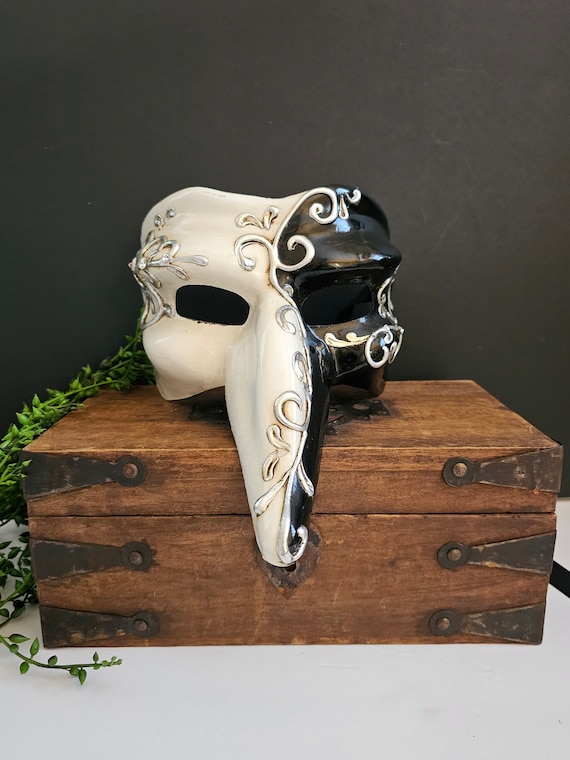 Venetian italian masquerade mask - Gem