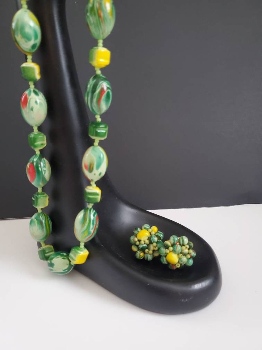 Retro 1960's Psychedelic Necklace and Earrings - 60's Green Swirl ...