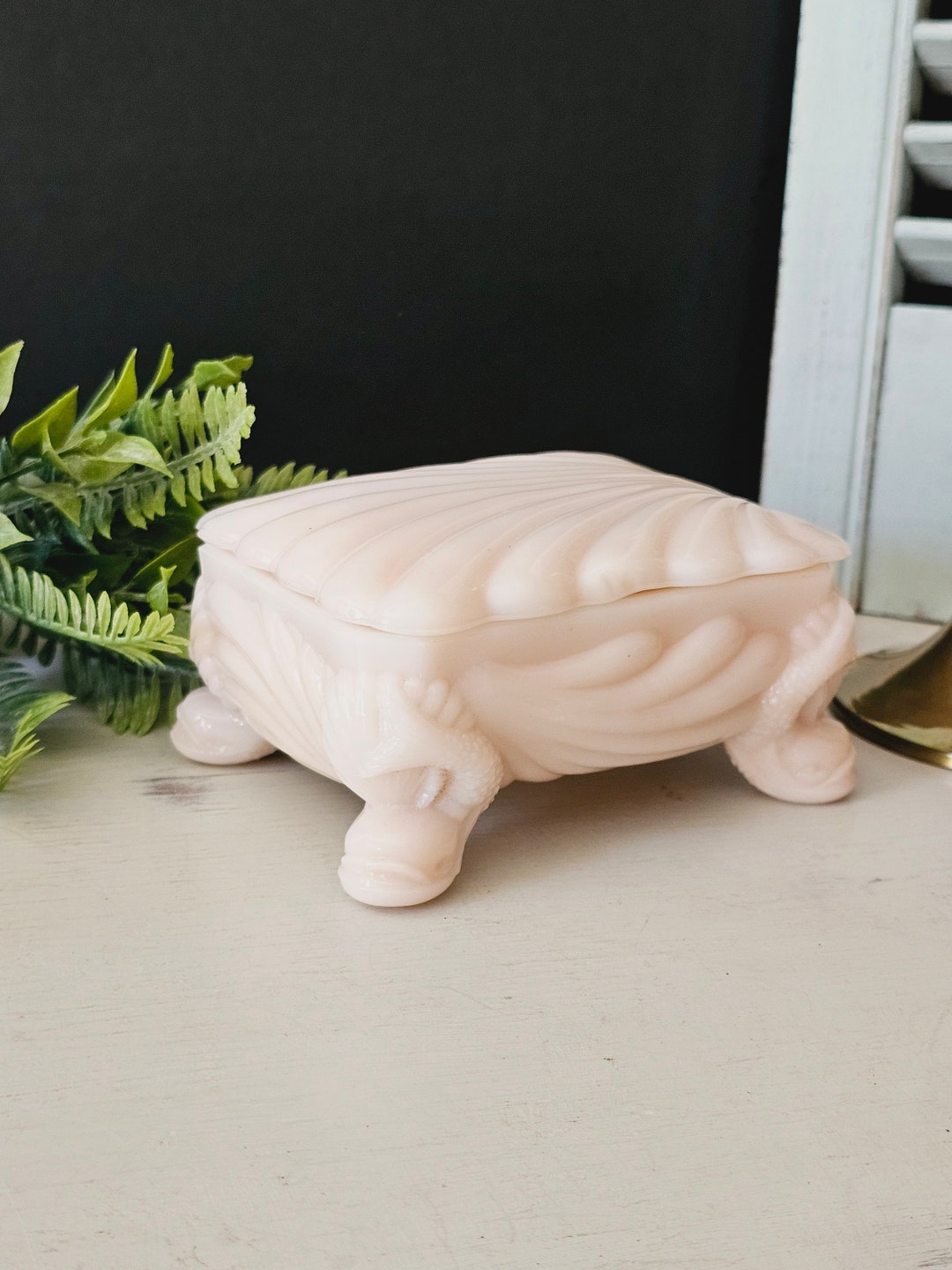 Cambridge Crown Tuscan Shell Pink Glass Dolphin Feet Trinket Box ...