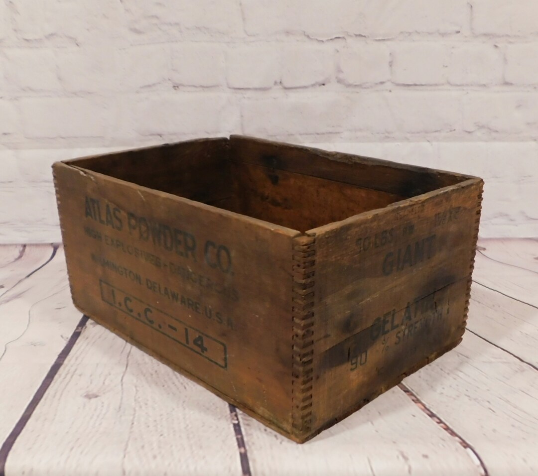 Vintage Dovetailed Wood Crate, ATLAS EXPLOSIVES, Atlas Powder Co ...