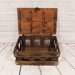 Antique Wood Berry Crate, Slatted Rustic Strawberry Fruit Crate, 18 1/2 ...