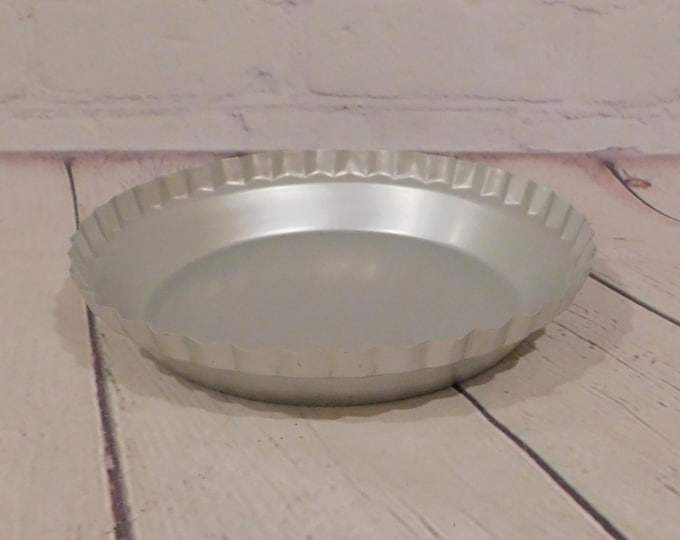 Vintage Wear-ever Fluted Pie Pan, Quiche Pan, 10" Pie Tin, Pie Plate ...